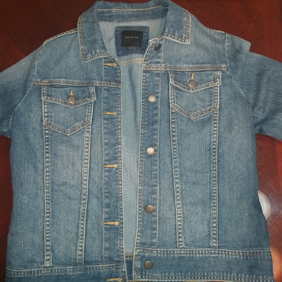 The Limited | Jackets & Coats | Limited Denim Jacket M | Poshmark